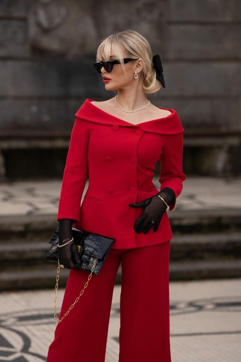 Mob Wife Style: What is It & 11 Must-Have Looks