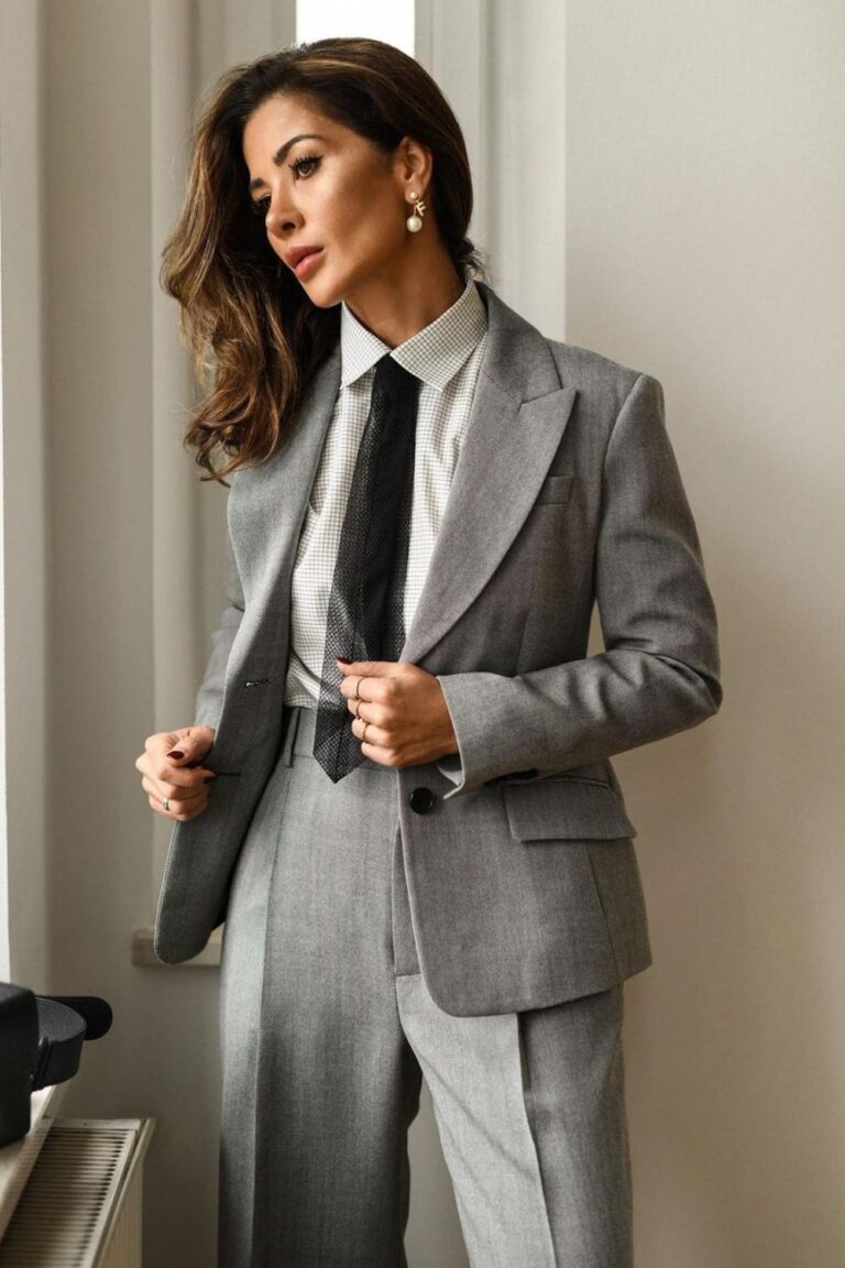 Ladies Here Are 17 Stylish Ways To Rock A Tie