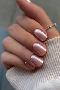 30 Shiny and Fabulous Chrome Nail Looks You Need to Try