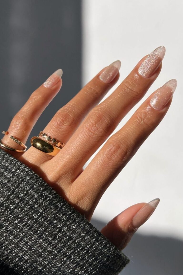 25 Velvet Nails That Are Almost Too Gorgeous to Handle