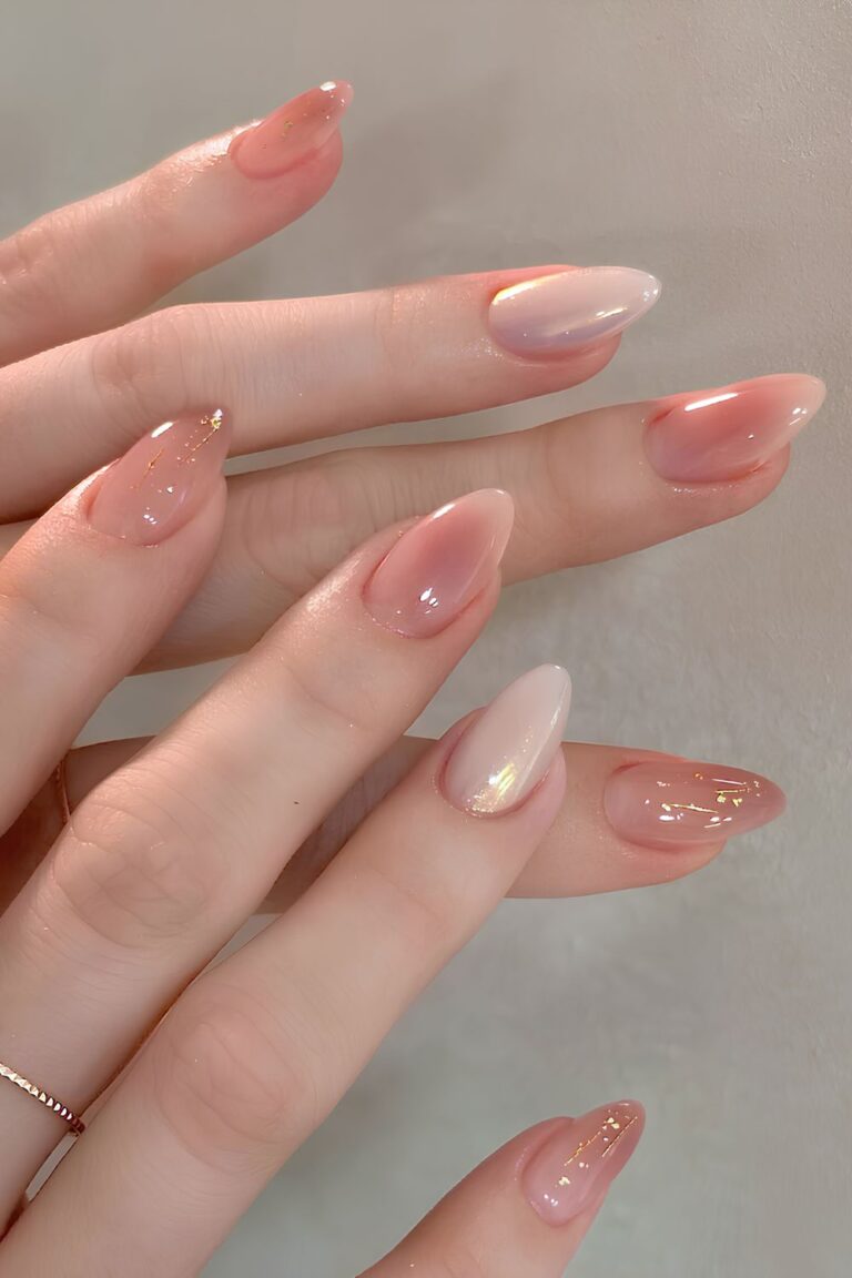 Blush-Effect Nails: Your Crash Course in the “Cheek” Mani