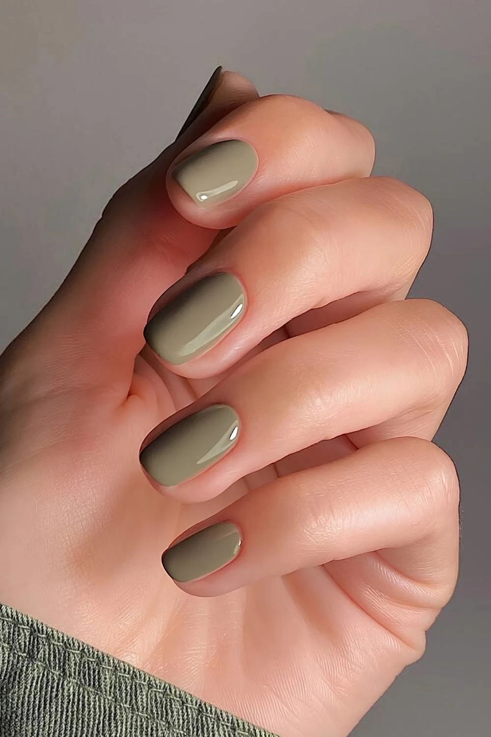 30 Trendy Neutral Nail Ideas to Wear All Fall Long