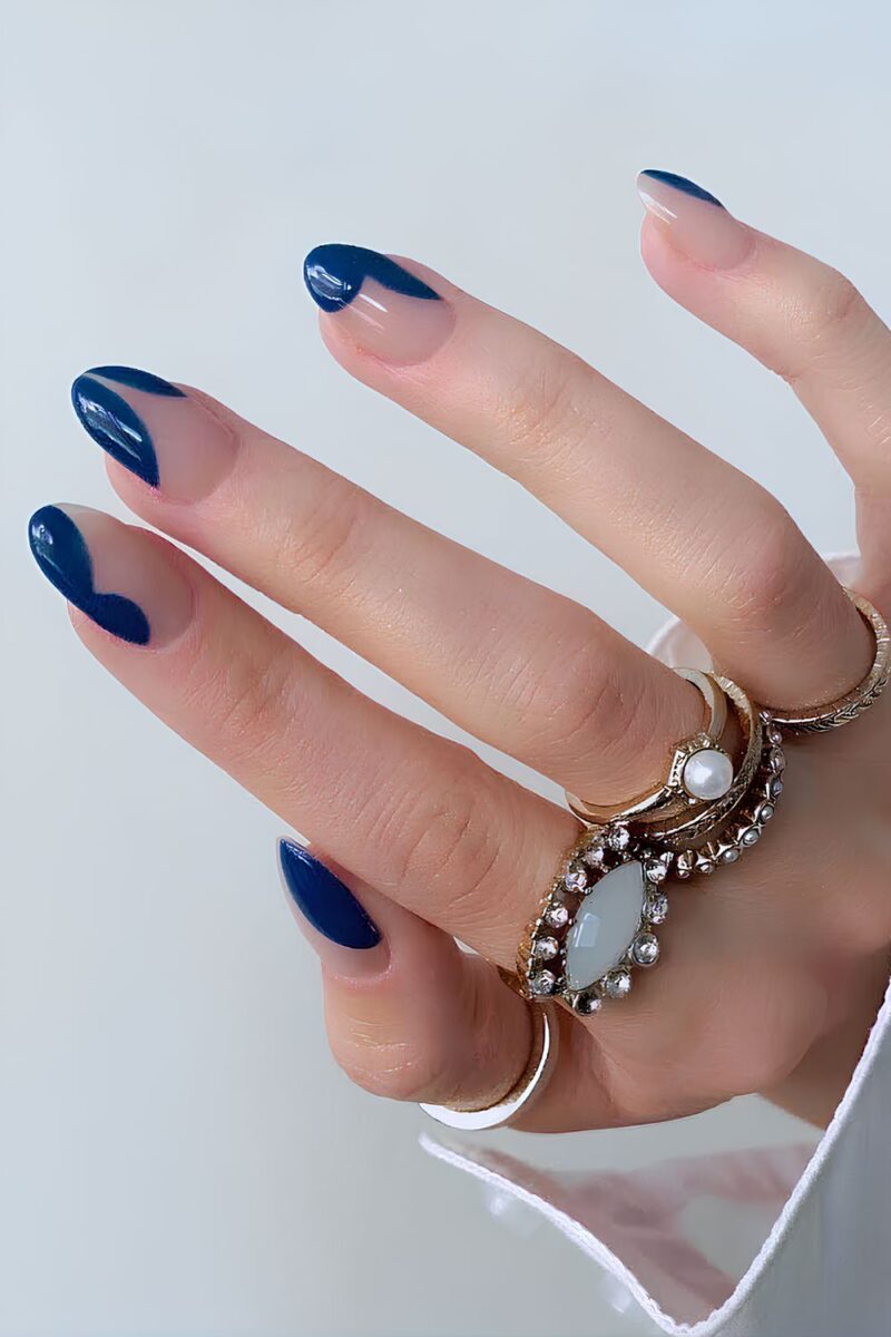 40 Stunning Navy Blue Nail Ideas You Need to Try in 2025