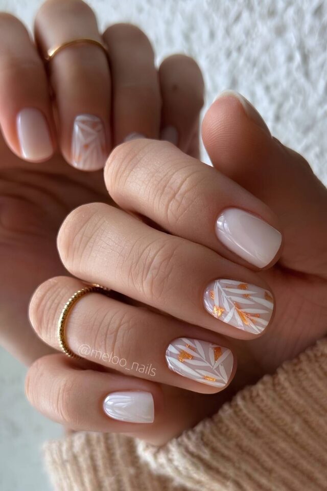 25 Dreamy White Fall Nail Designs That Will Own 2025