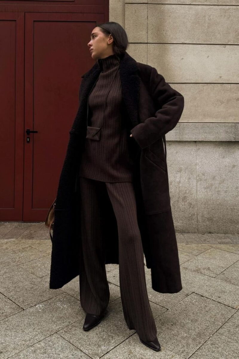 Warm Up Your Fall Style with These 30 Brown Outfit Ideas