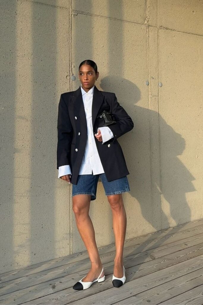 16 Stylish Bermuda Shorts Outfits You Can Wear Anywhere