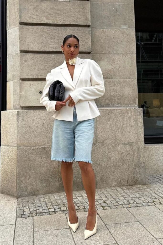16 Stylish Bermuda Shorts Outfits You Can Wear Anywhere