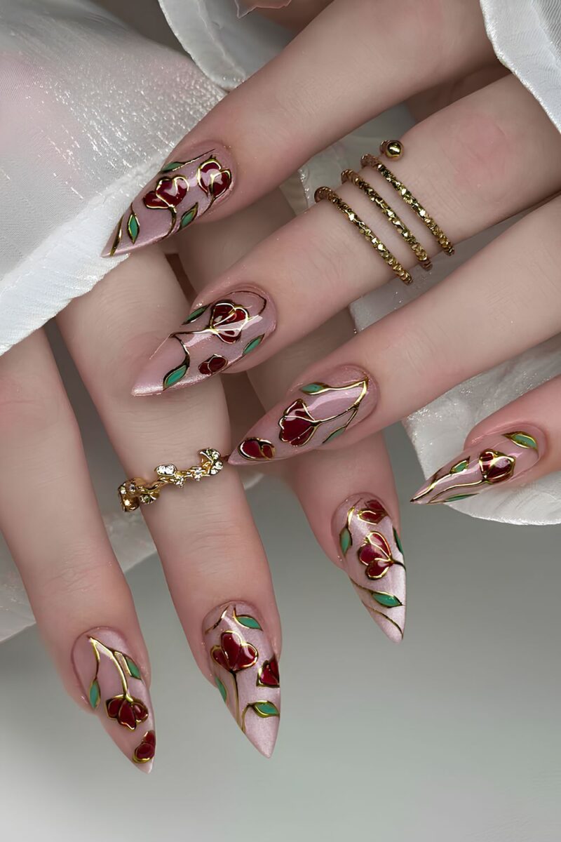 31 Cat Eye Nails Everyone’s Obsessed With Right Now