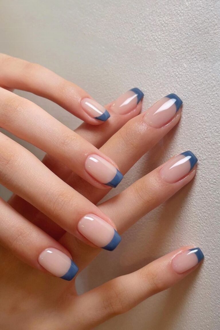 40 Blue Winter Nail Ideas for Your Cold Weather Glow-Up
