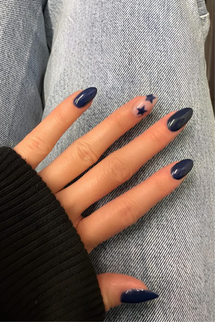 40 Blue Winter Nail Ideas for Your Cold Weather Glow-Up
