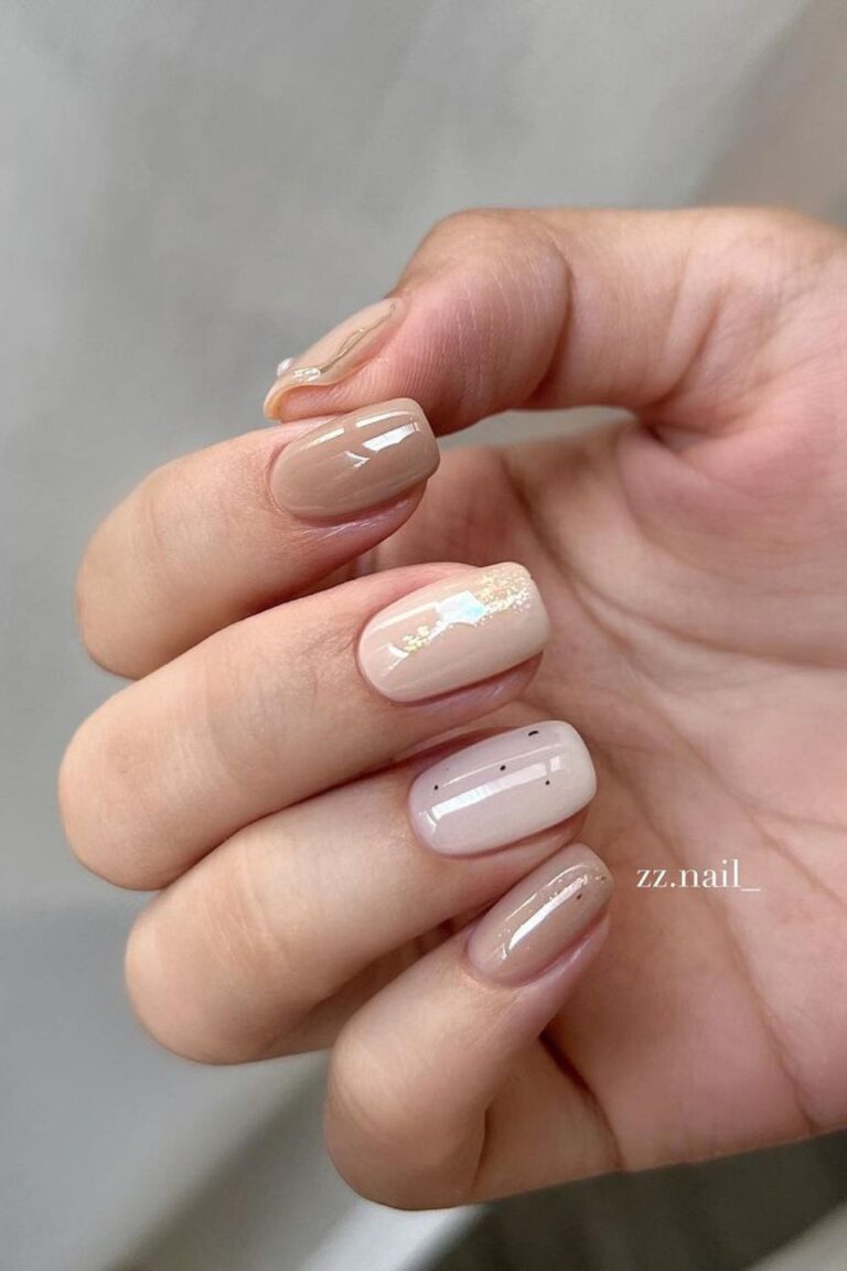 30 Cozy Neutral Nails to Slay This Winter