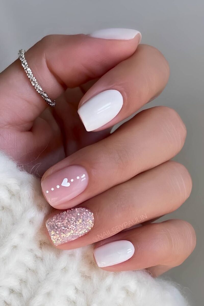 25 White Winter Nail Designs Everyone Will Be Copying This Season
