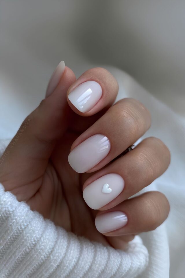 40 White Winter Nail Designs Everyone Will Be Copying This Season