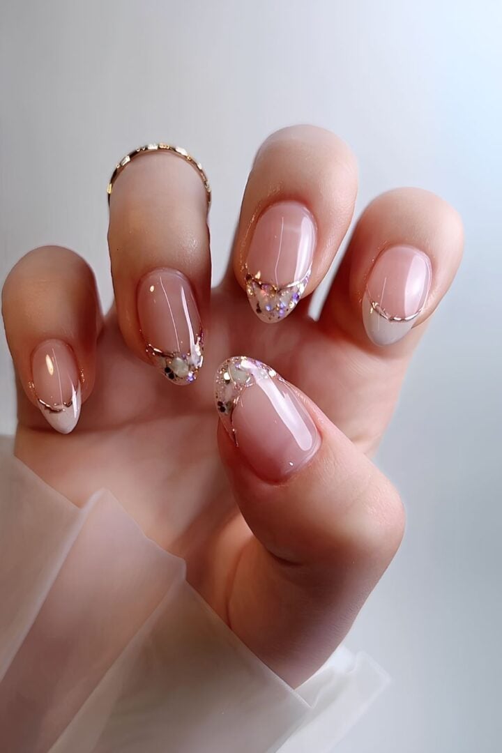 26 Gold French Tip Nail Designs Everyone’s Talking About