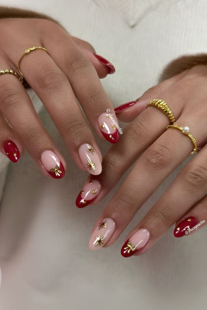 20 Chrome Christmas Nail Looks Taking Over the Holidays