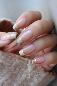 30 Gold French Tip Nails That’ll Make You Ditch Your Regular Mani