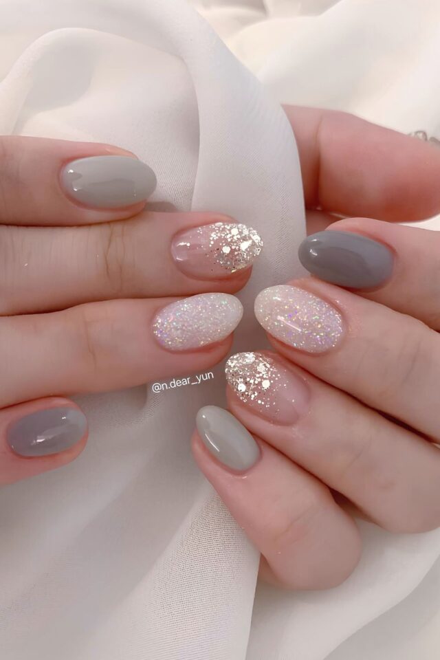 25 Frosty Nail Designs to Slay Winter 2026