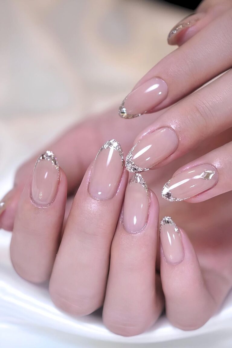20 Stunning Silver French Tip Nail Ideas You Need Right Now