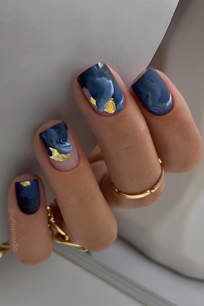 27 Blue Fall Nails That'll Make You Ditch Your Neutrals