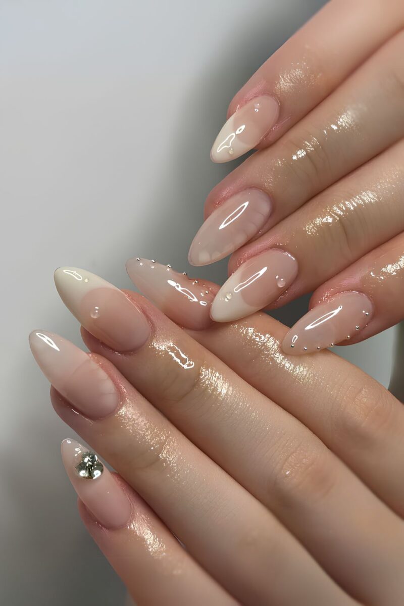 21 Vanilla Nail Designs So Pretty You’ll Stare at Your Hands All Day