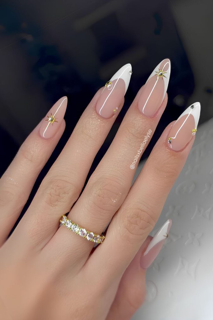 40 Spring French Tip Nail Designs That Are Owning 2025