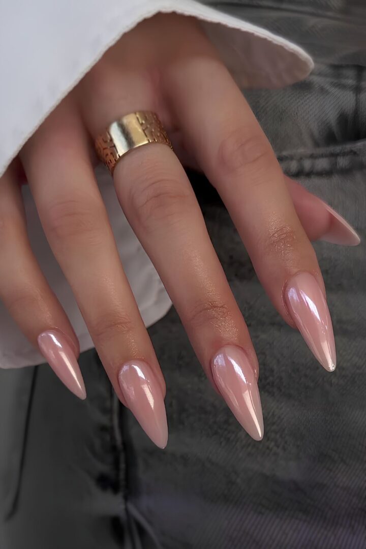 35 Classy Spring Nail Designs You’ll Want to Copy All Season