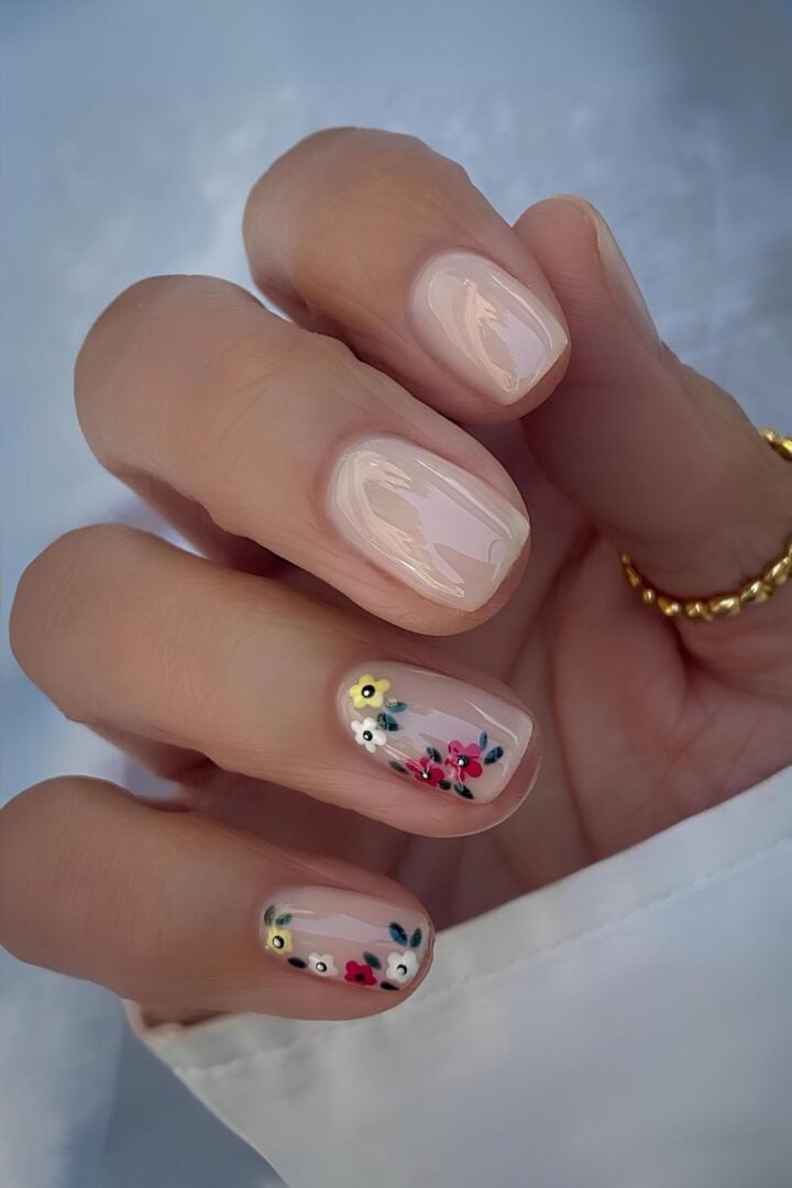 50 Short Spring Nail Designs That Will Be Everywhere in 2025