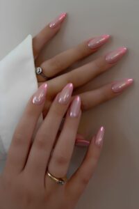 40 Spring Chrome Nails You’ll Want to Screenshot Immediately