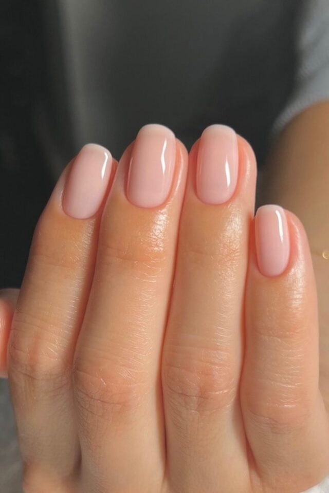 Bubble Bath Nails Trend: 10 Soft, Polished Designs for Spring