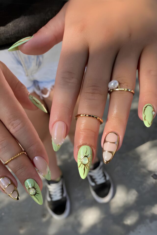 20 Mint Green Nail Ideas Perfect for Your Next Mani