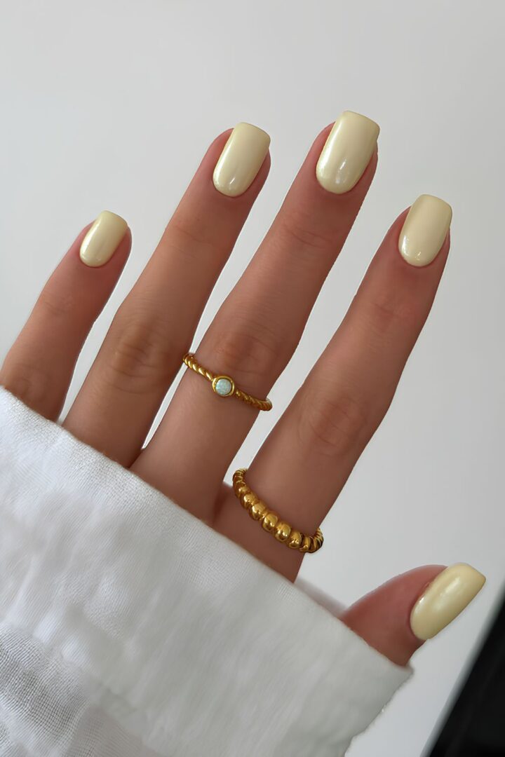 36 Yellow Nail Designs That’ll Brighten Up Your 2025 Mani Game