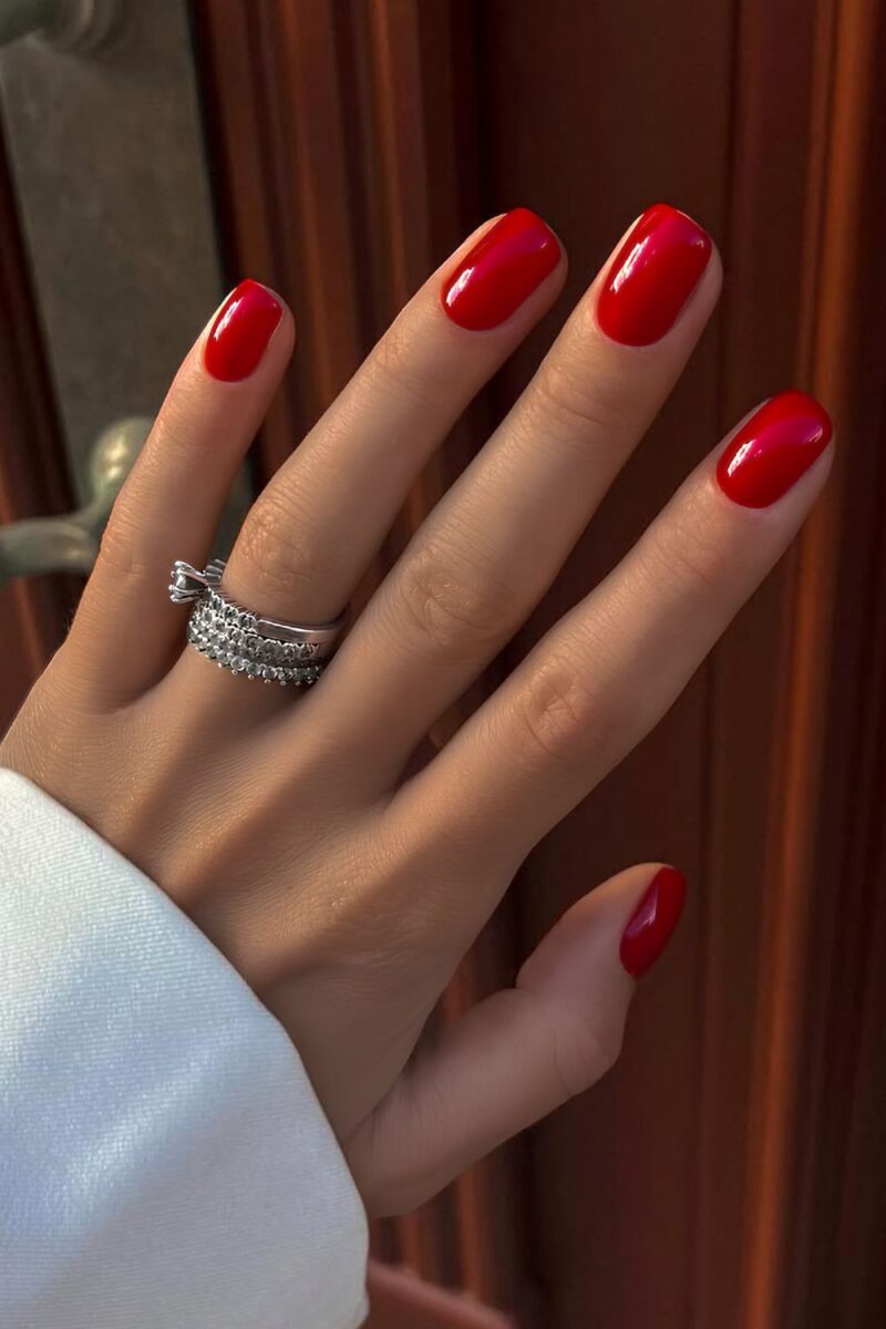 30 Red Spring Nail Ideas So Pretty You'll Skip Pastels