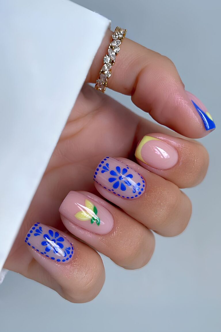 20 Short May Nails for 2025 to Screenshot for Your Next Mani