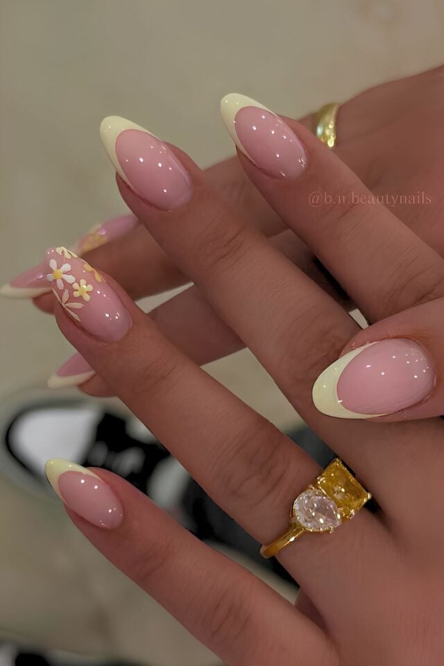 35 Fresh Butter Yellow Nail Looks You Need for 2026