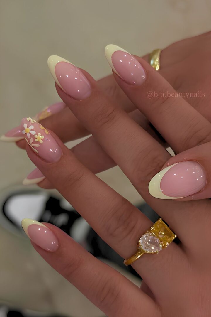 31 Yellow French Tip Nails That Bring All the Summer Energy