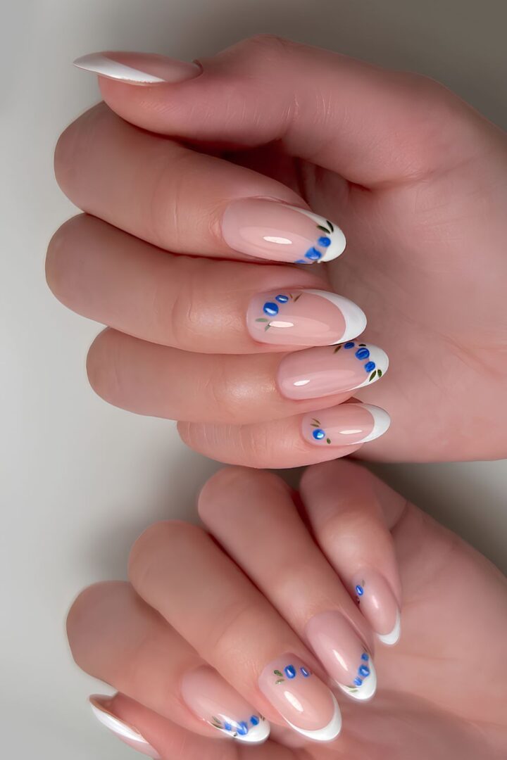 20 Cutest Blueberry-Inspired Nail Designs to Try in 2025
