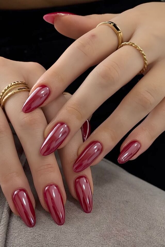 25 Red Summer Nail Ideas That’ll Get You Compliments Daily