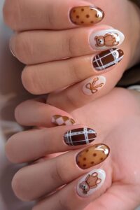 Teddy Nails Are Fall 2025's Cutest Manicure Trend